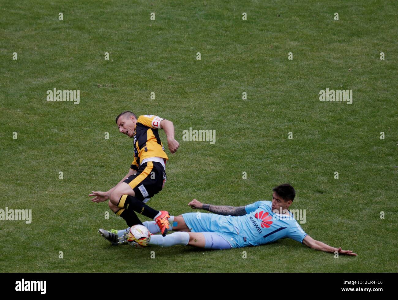 Football stadium in la paz bolivia hi-res stock photography and images ...