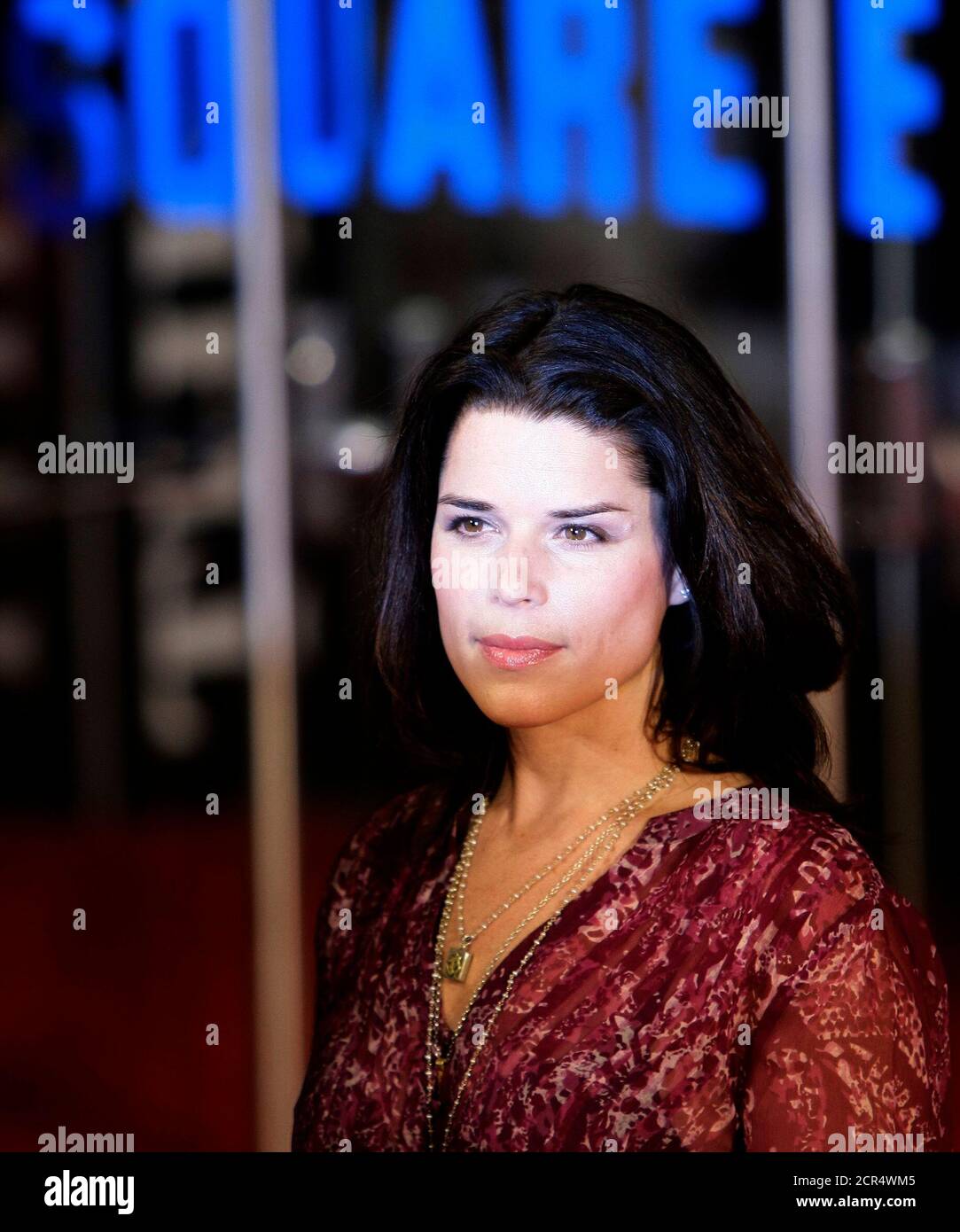 Actress neve campbell arrives hi-res stock photography and images - Alamy