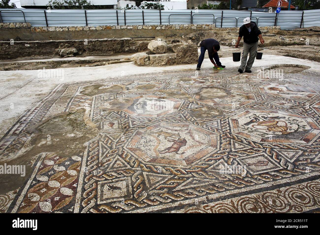 Lod israel mosaic hi-res stock photography and images - Alamy