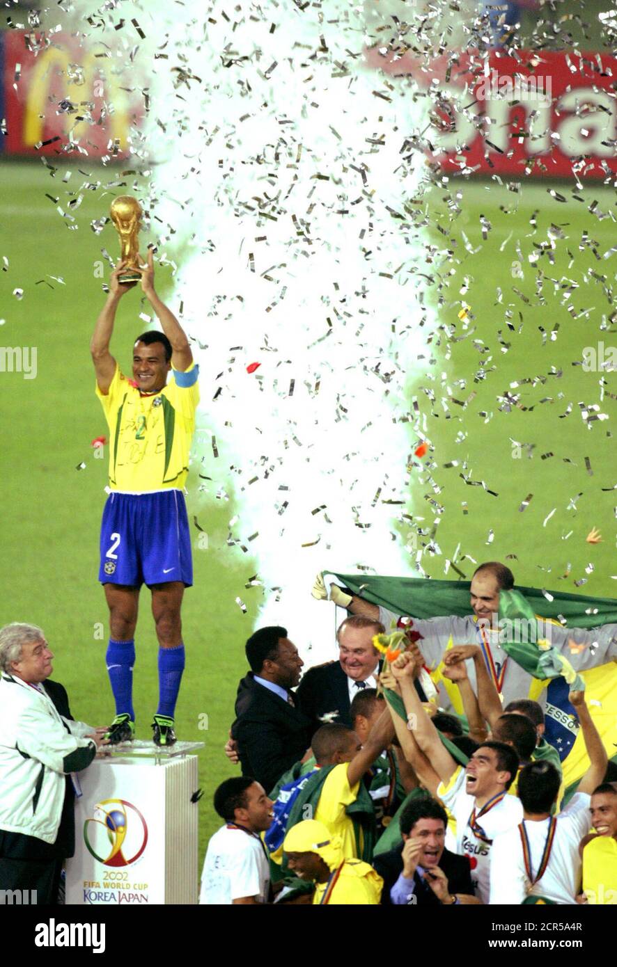 World cup trophy yokohama hi-res stock photography and images - Alamy