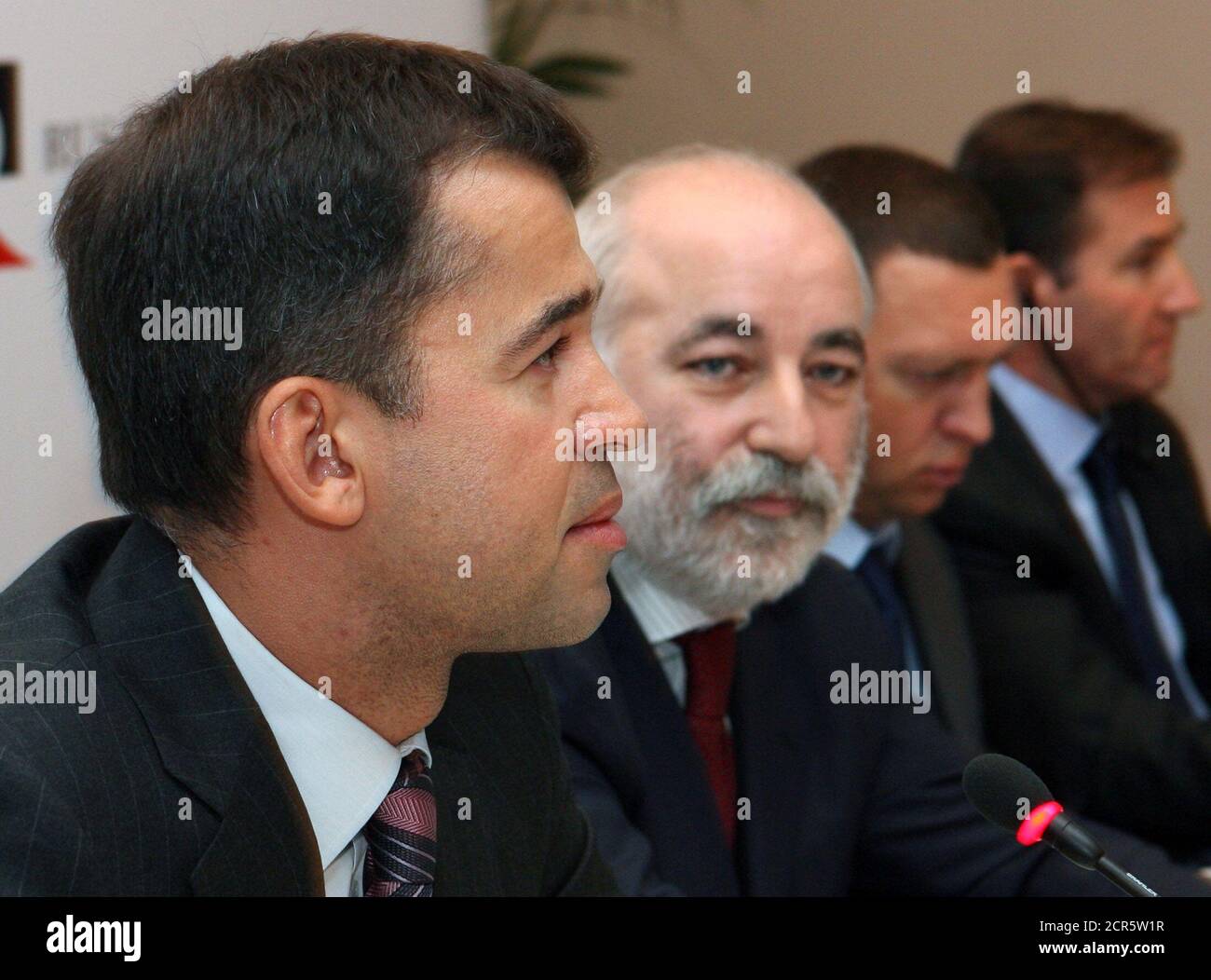 L r oleg deripaska hi-res stock photography and images - Alamy