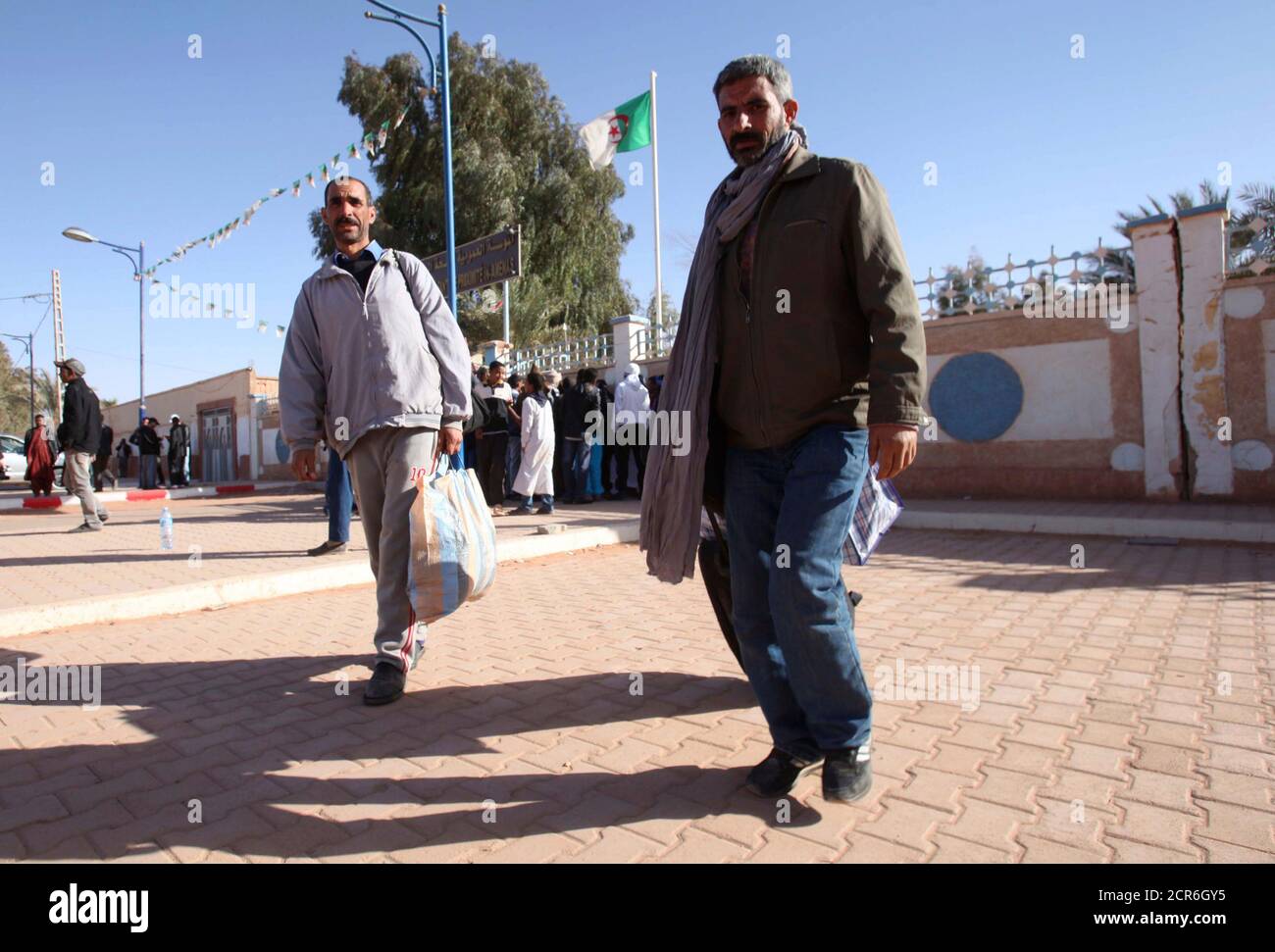 Amenas gas hi-res stock photography and images - Alamy