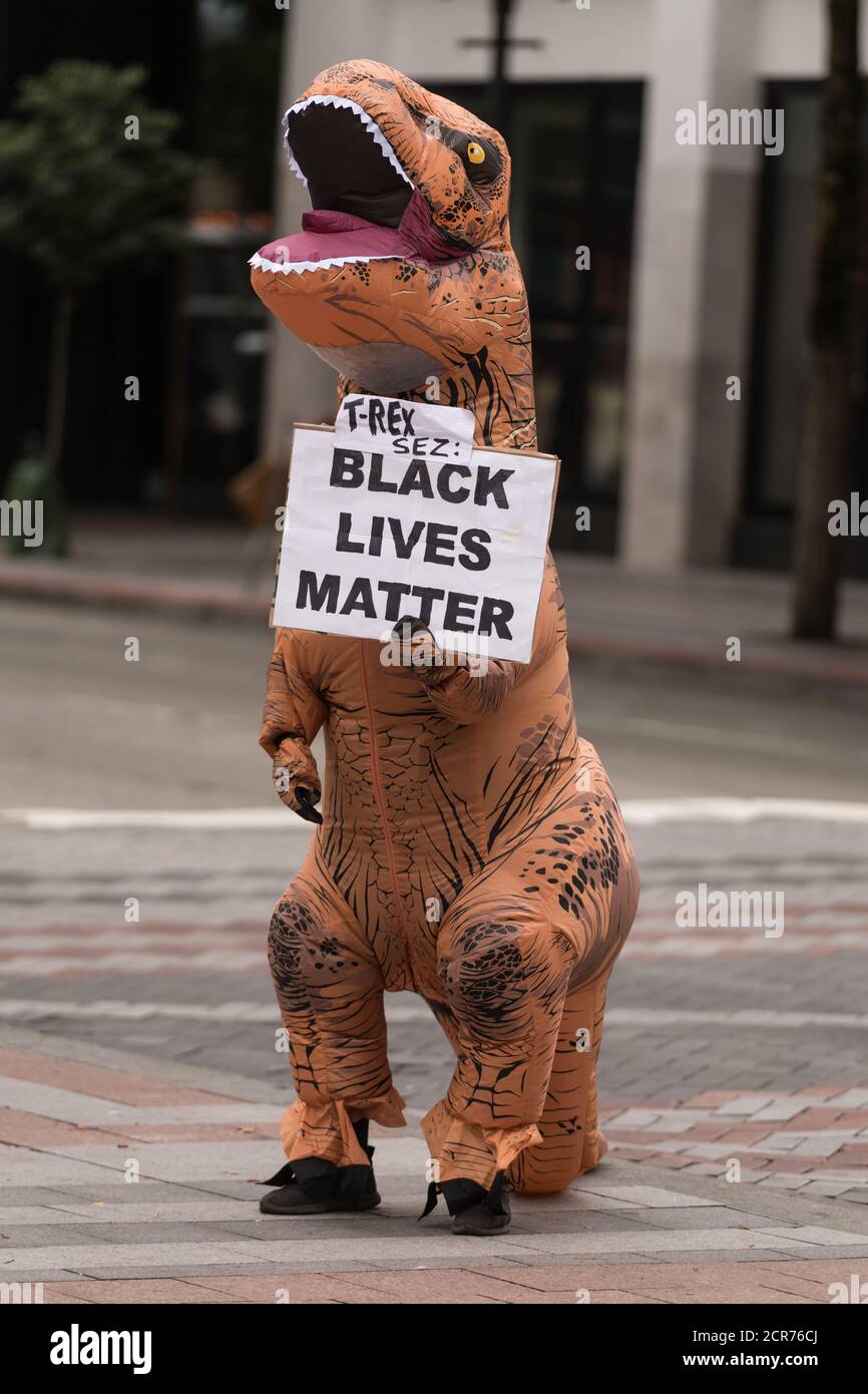 Seattle, USA. 19th Sep, 2020. T-Rex at the No Charity for Cops Rally ...