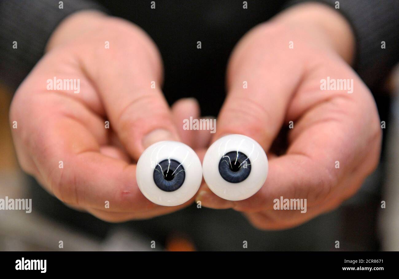 New picture exhibitor hi-res stock photography and images - Alamy