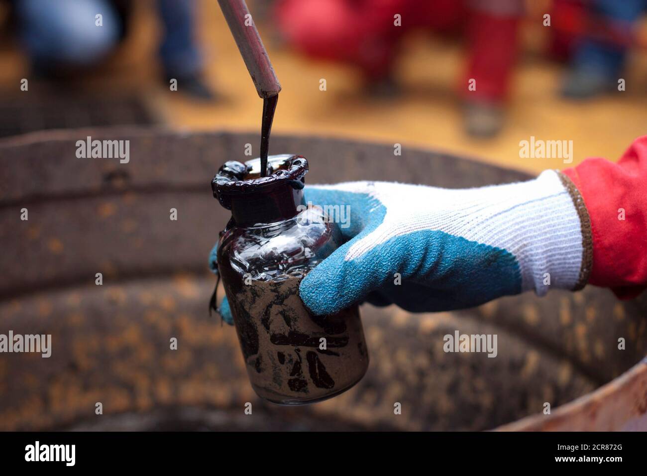 Crude oil sample hi-res stock photography and images - Alamy