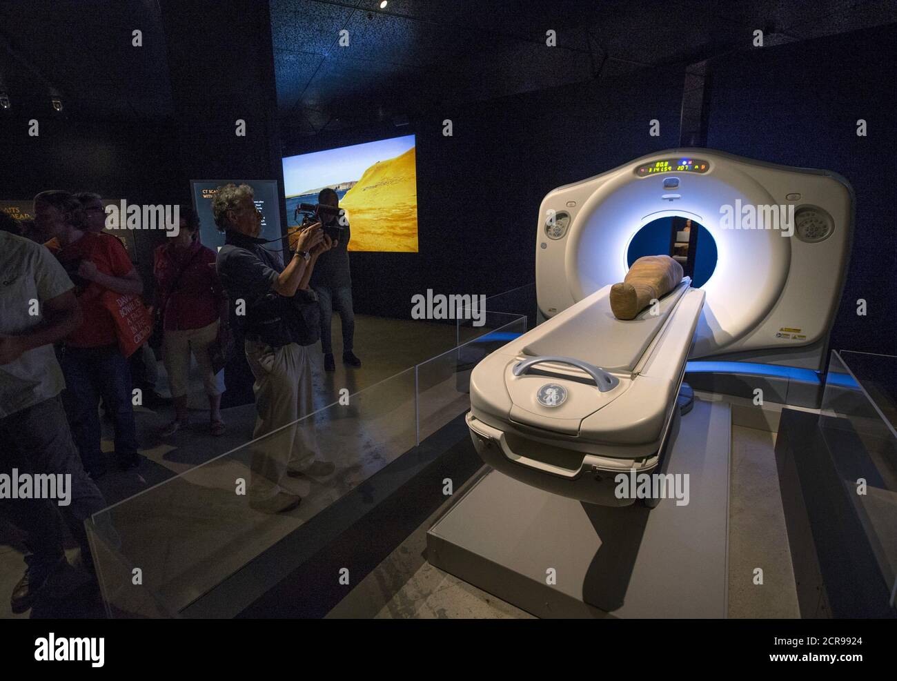 Mummy scan museum hi-res stock photography and images - Alamy
