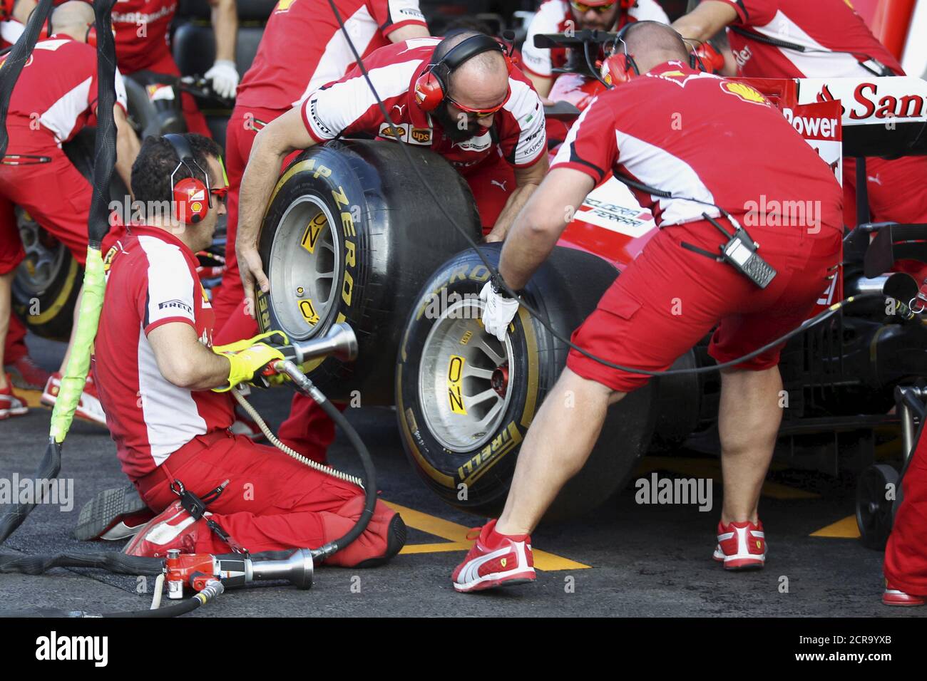 Ferrari pit stop formula hi-res stock photography and images - Alamy