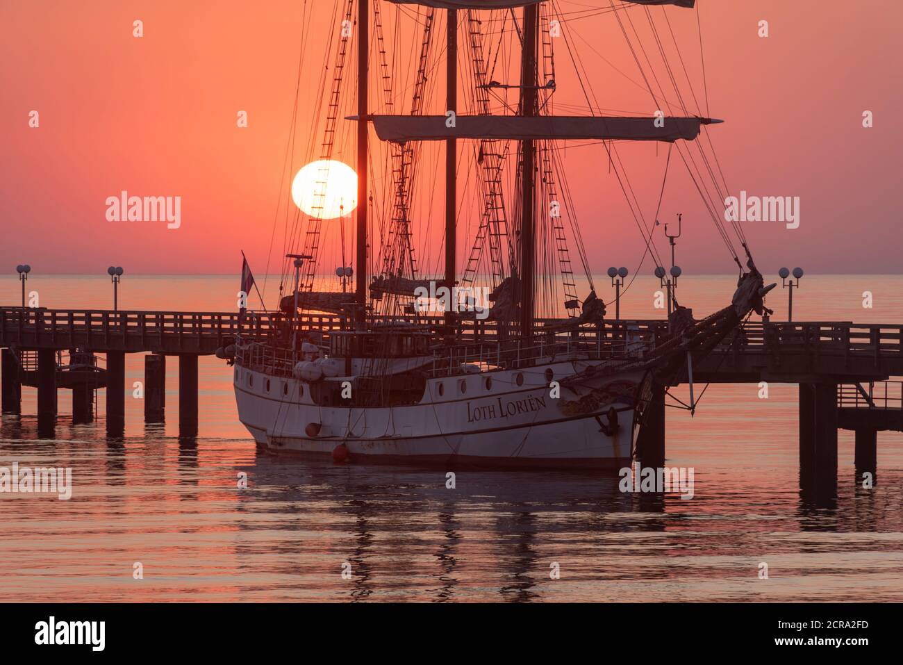 The loth lorien hi-res stock photography and images - Alamy