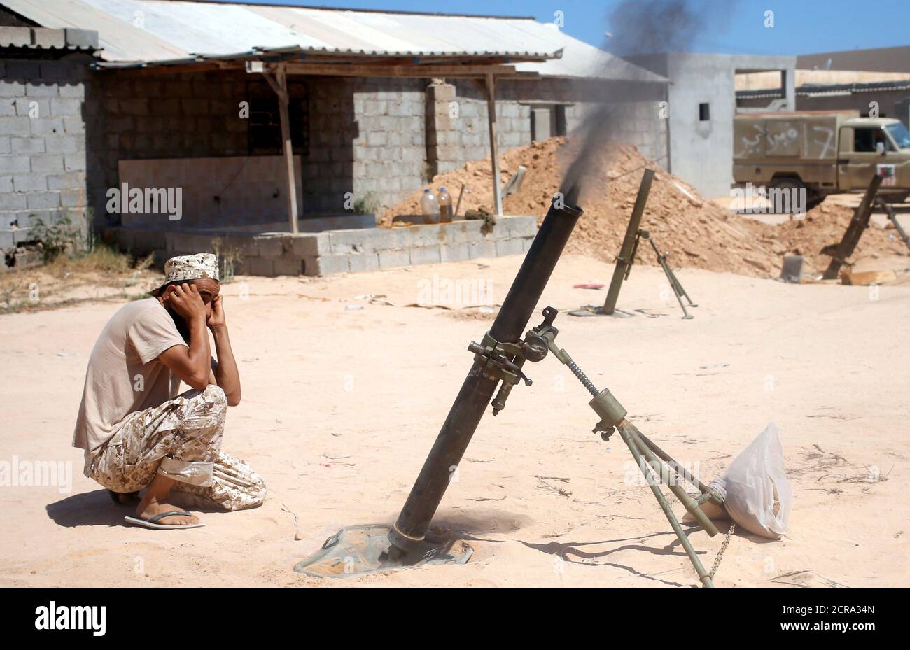 81 Mm Mortar High Resolution Stock Photography and Images - Alamy