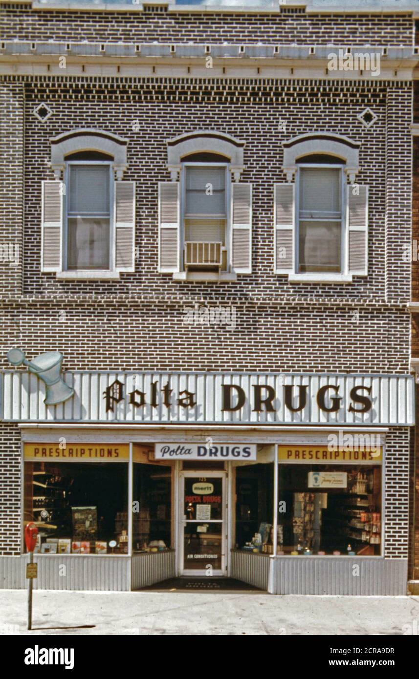 1970s drug store hi-res stock photography and images - Alamy