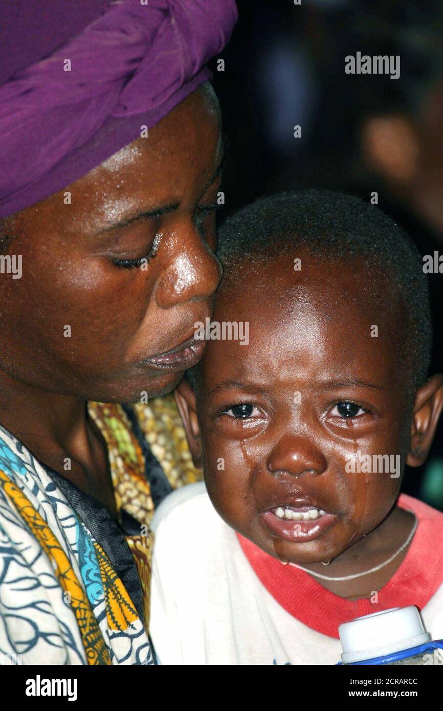 Difficult to identify hi-res stock photography and images - Alamy