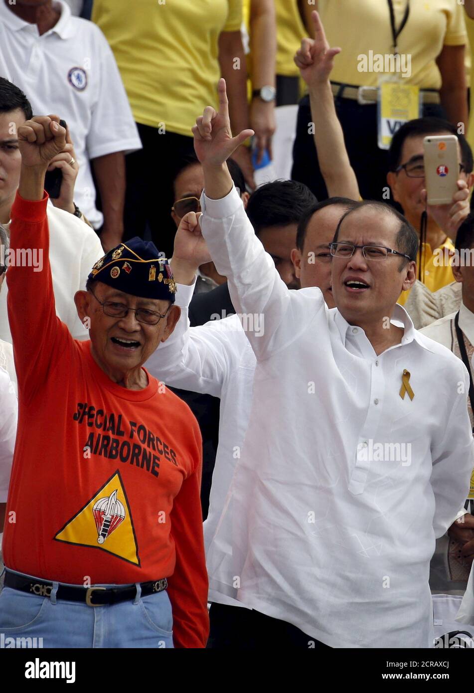 Monument à ferdinand iii hi-res stock photography and images - Alamy