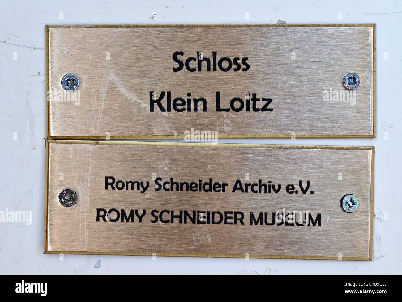 Klein Loitz, Germany. 17th Sep, 2020. Signs with the address of the ...