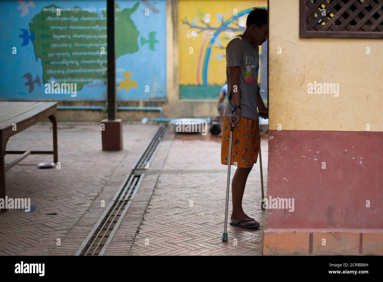 Landmine victim cambodia hi-res stock photography and images - Alamy