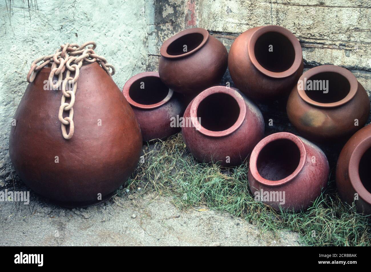Chile pottery hi-res stock photography and images - Alamy