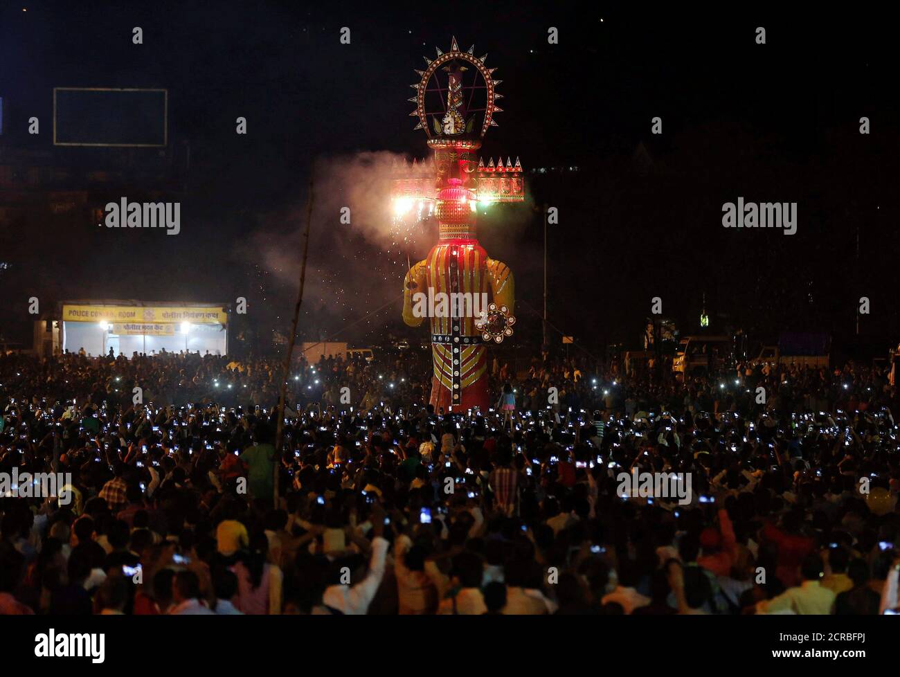 Dussehra ravana effigy hi-res stock photography and images - Alamy