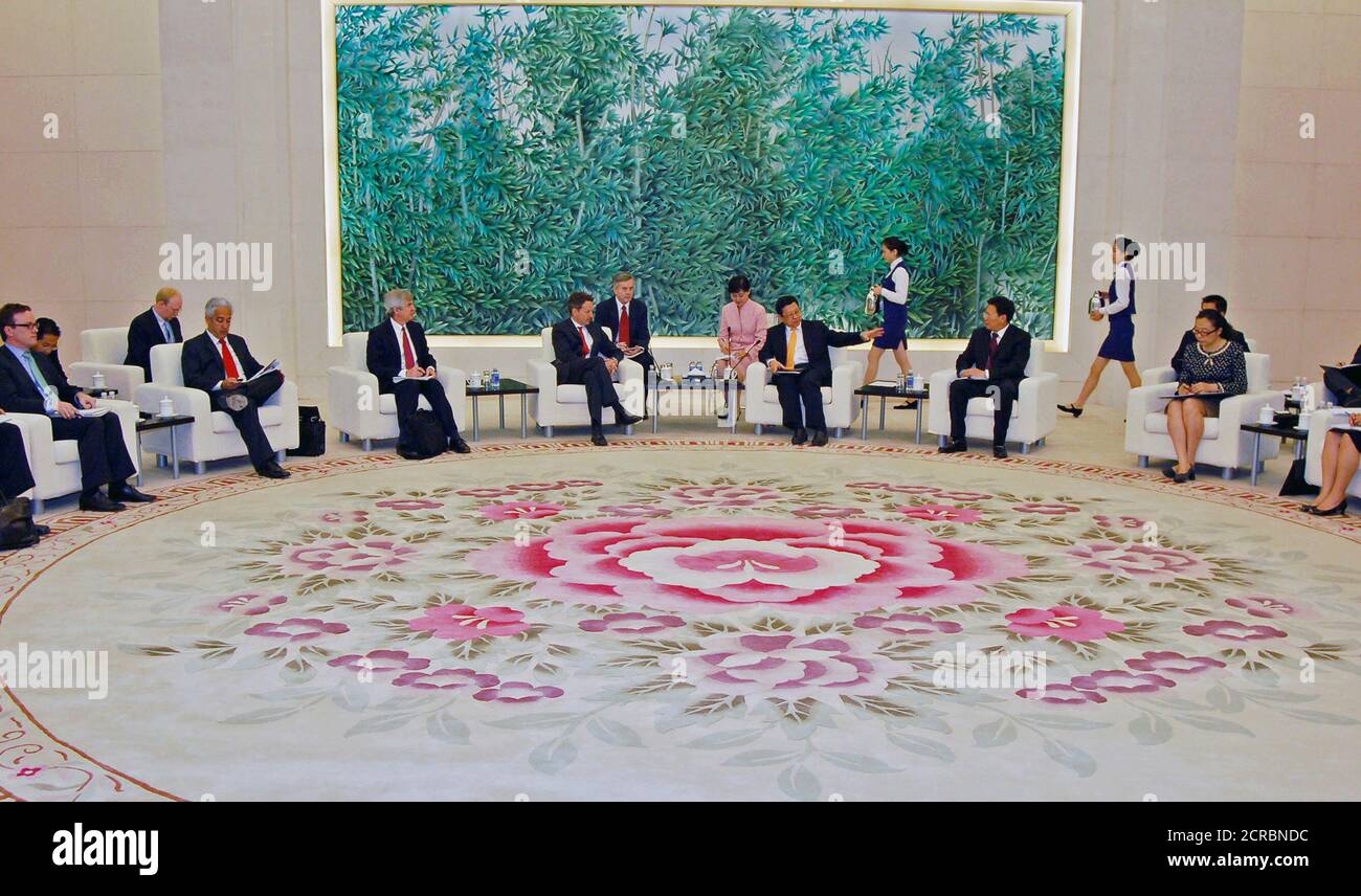 Meeting with chinese delegation hi-res stock photography and images - Alamy