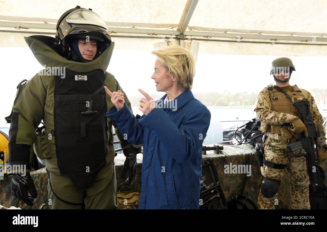 Bundeswehr diver hi-res stock photography and images - Alamy