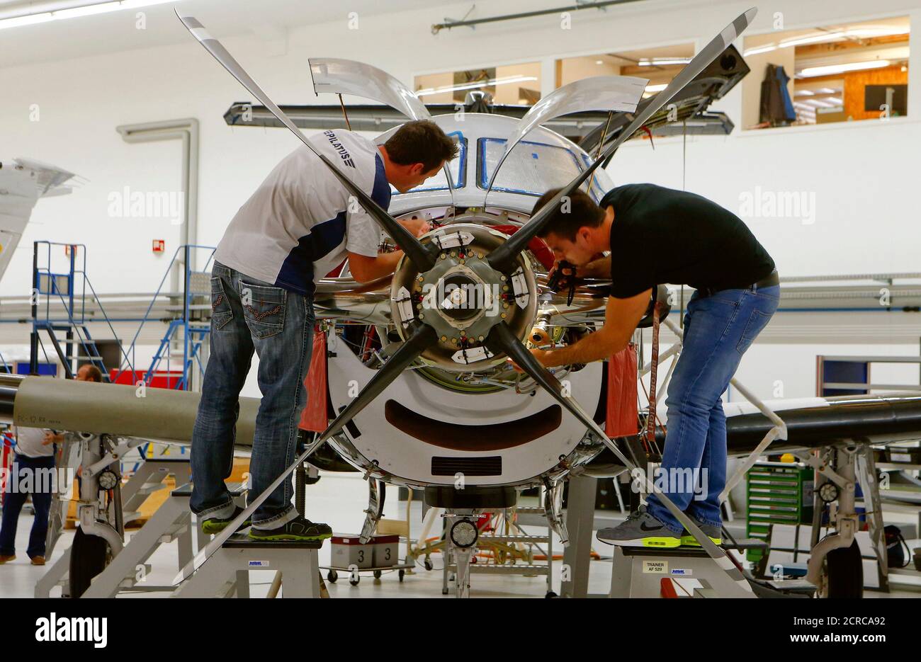 Pilatus pc 12 business aircraft hi-res stock photography and images - Alamy
