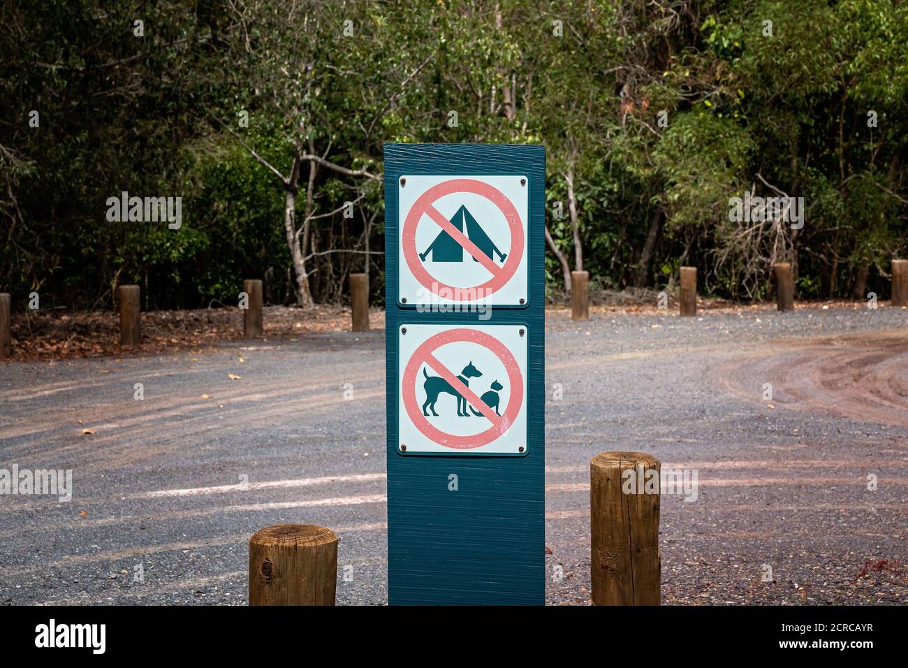 No camping, no animals sign in national park at entrance to a bushland ...