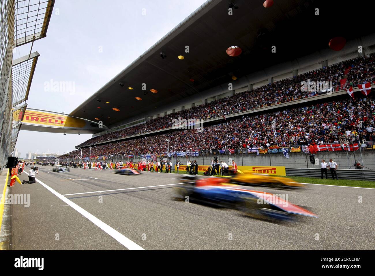 F1 grandstand hi-res stock photography and images - Alamy