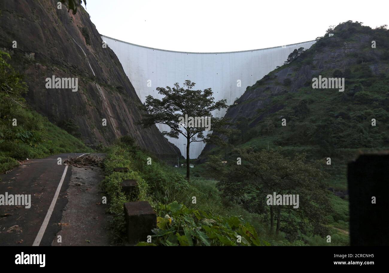 Dam kerala idukki hi-res stock photography and images - Alamy