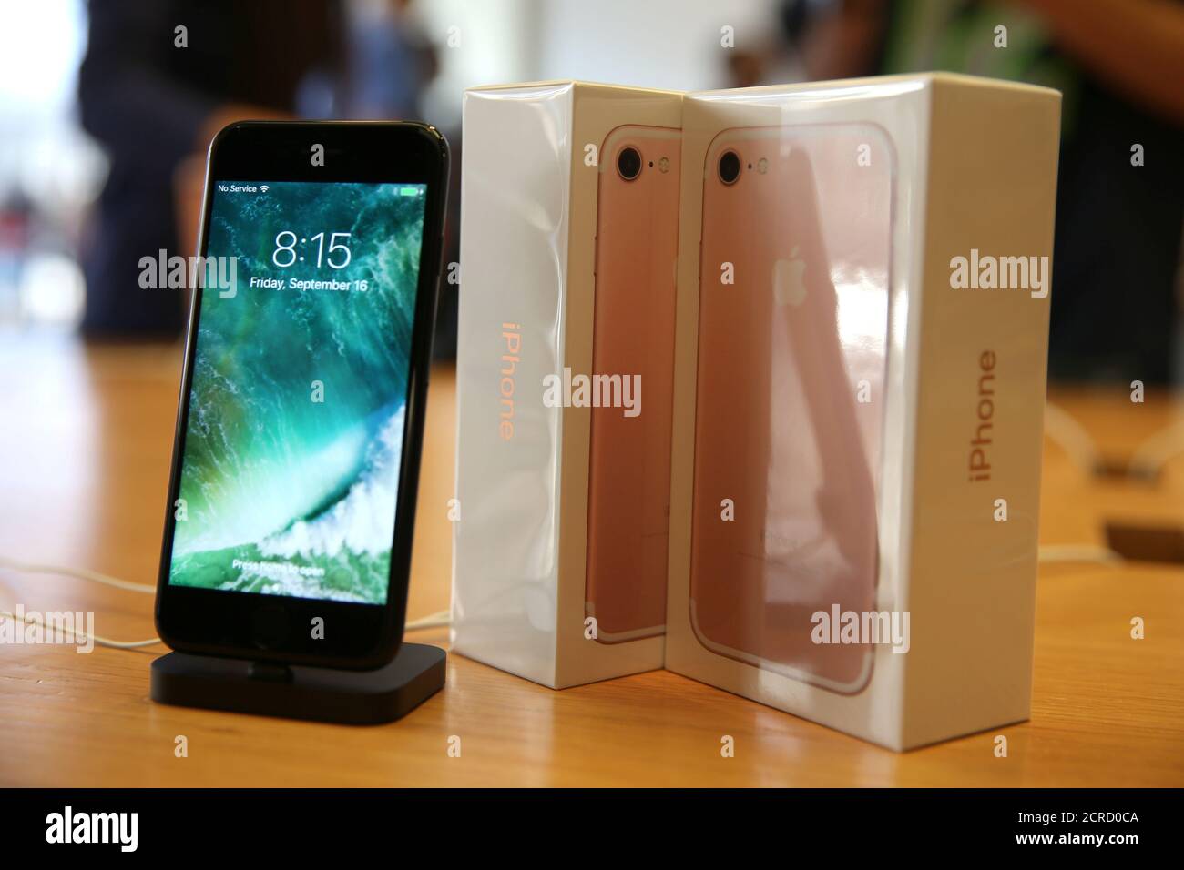 Inside an apple inc iphone hi-res stock photography and images - Alamy