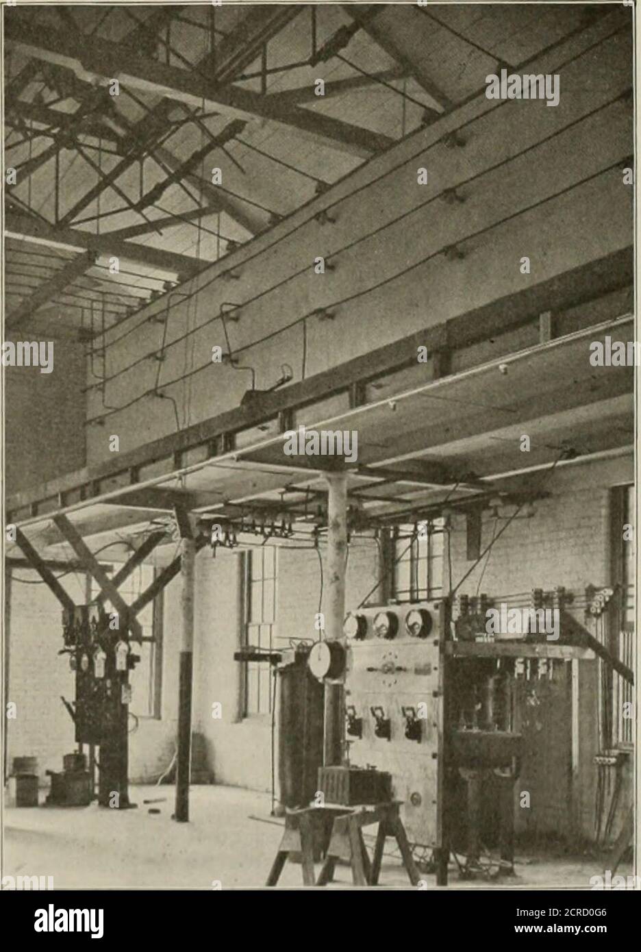 . The street railway review . s on aboutthe same level as the condenser ...