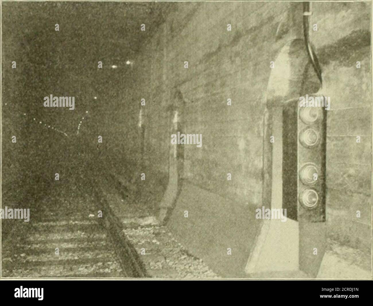 Four track railway electric road hi-res stock photography and images ...