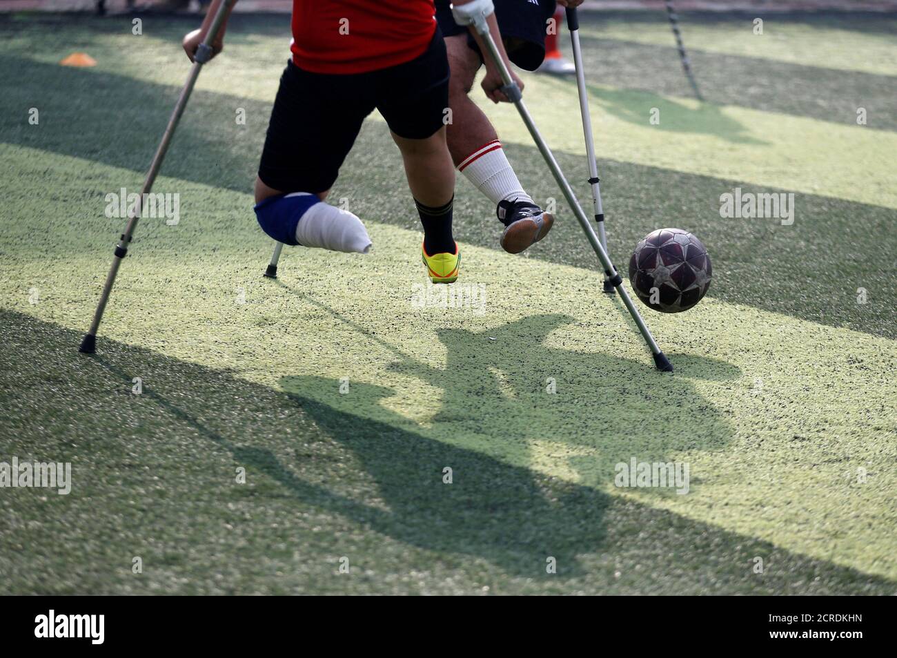 Soccer one legged team hi-res stock photography and images - Alamy