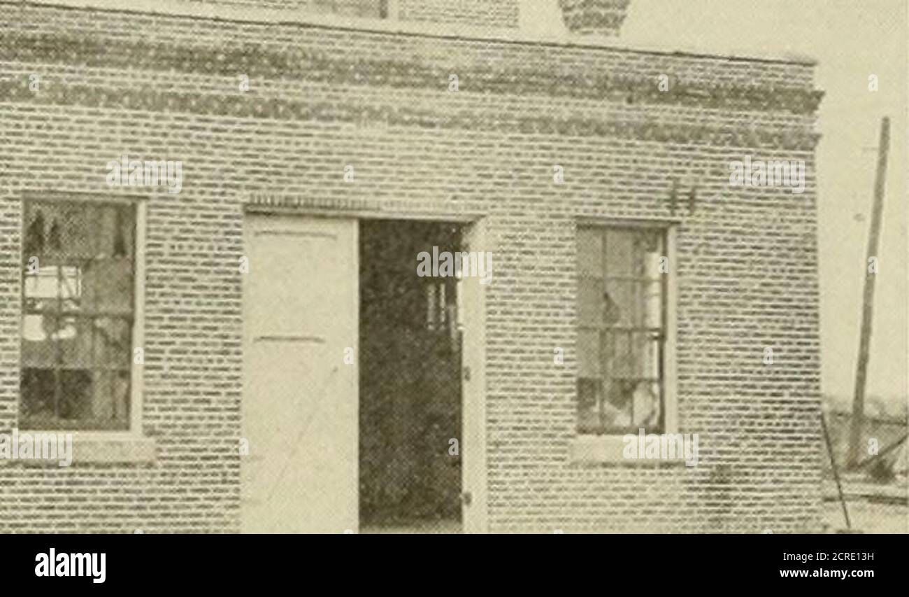 . Electric railway review . r-f-: .^ -«: Winona Interurban Railway ...