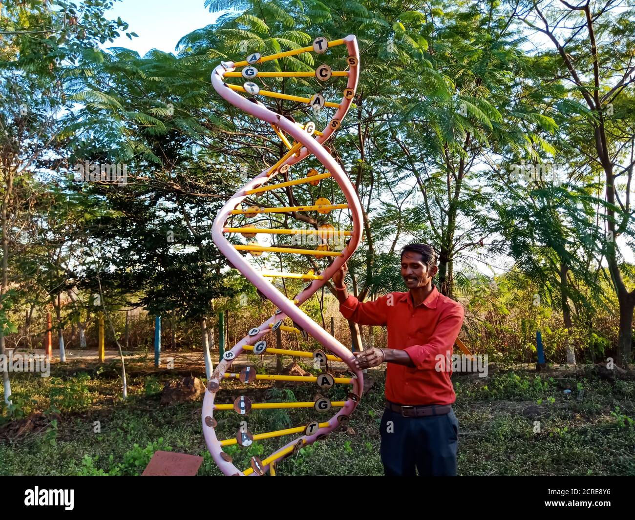 DISTRICT KATNI, INDIA - JANUARY 23, 2020: An indian science teacher ...