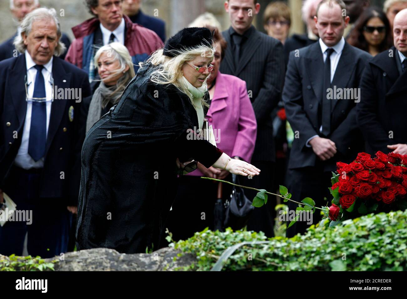 Robin gibb funeral hi-res stock photography and images - Alamy