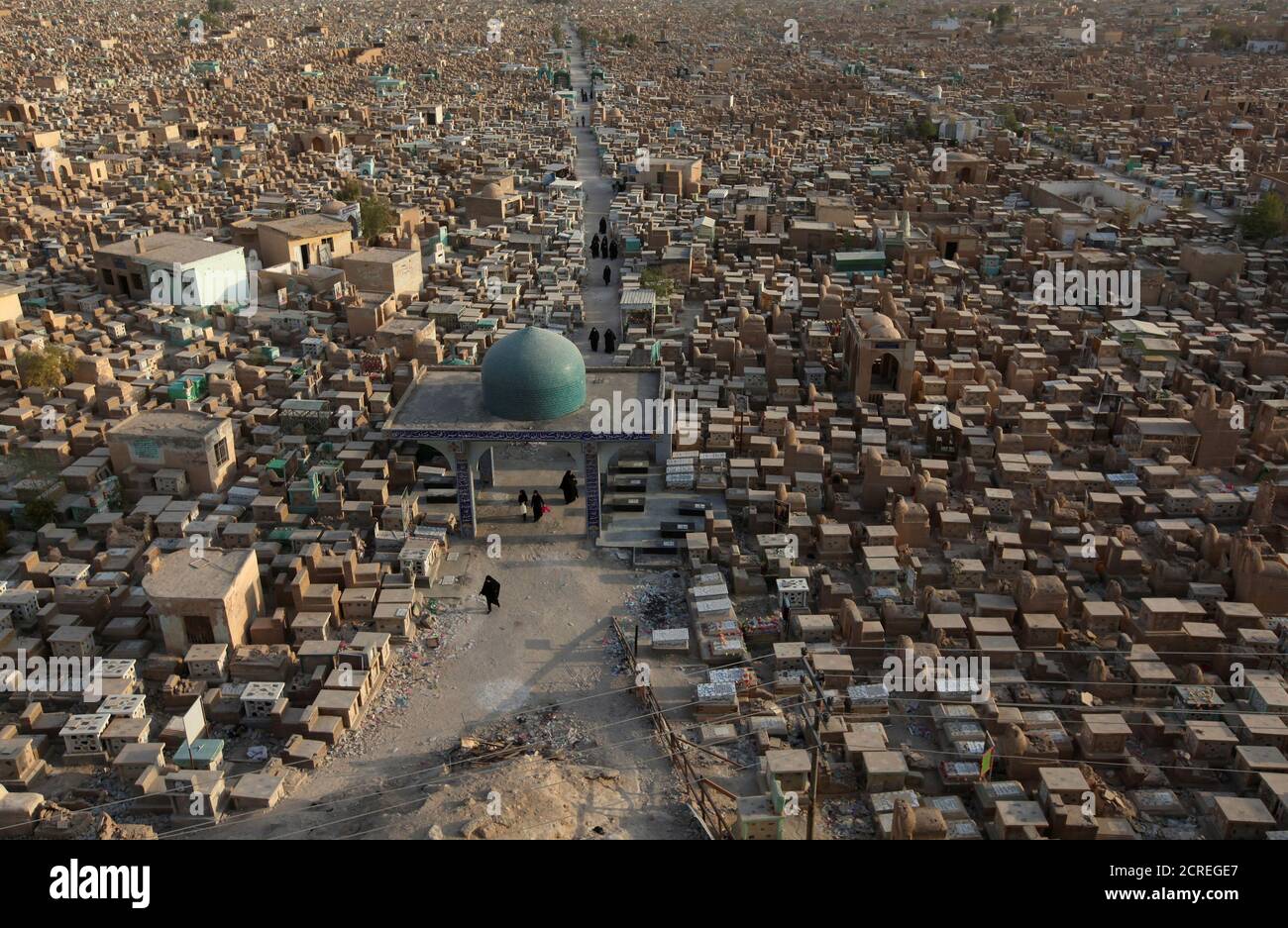 Al salam cemetery hi-res stock photography and images - Alamy
