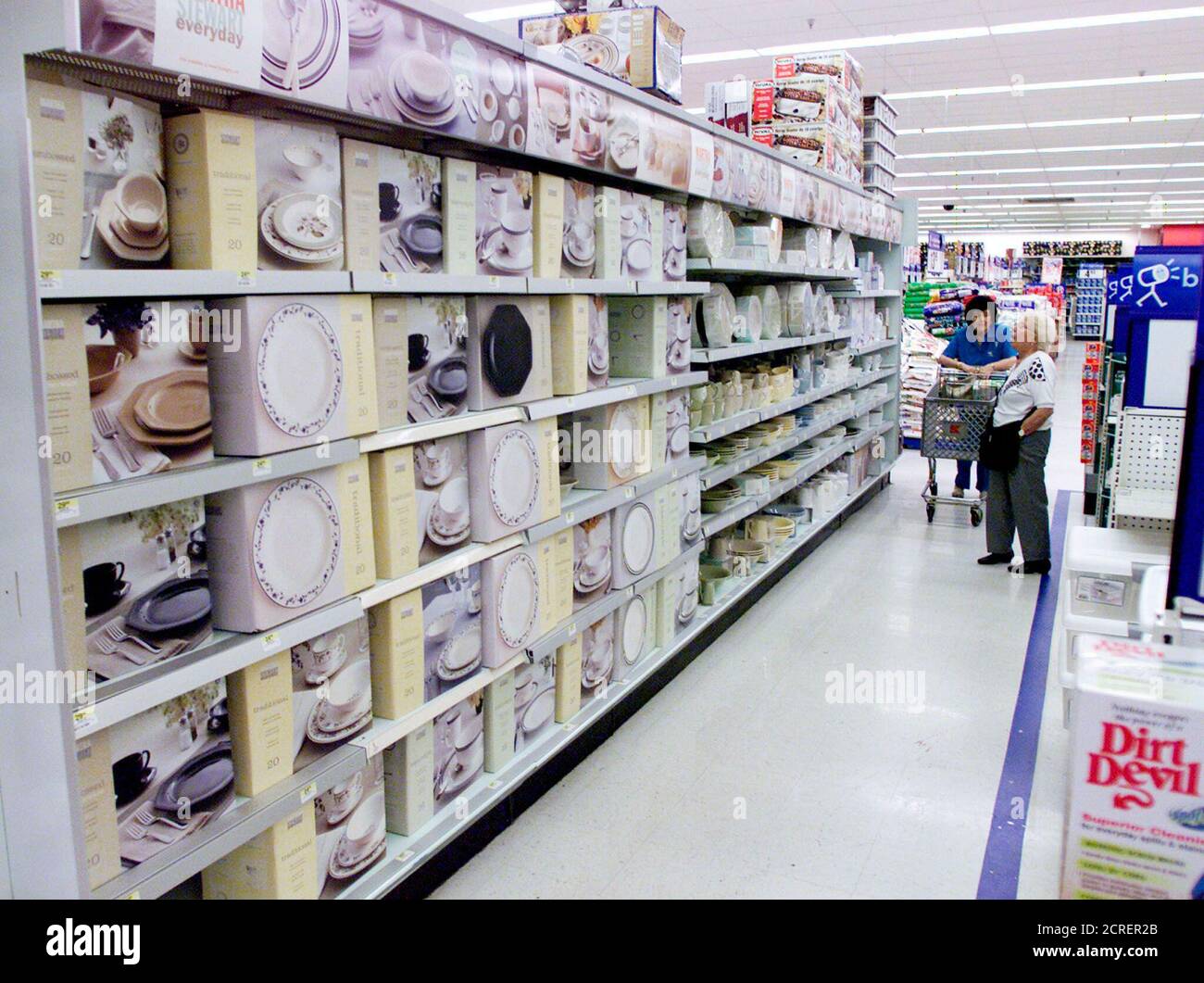 Kmart shelves hi-res stock photography and images - Alamy