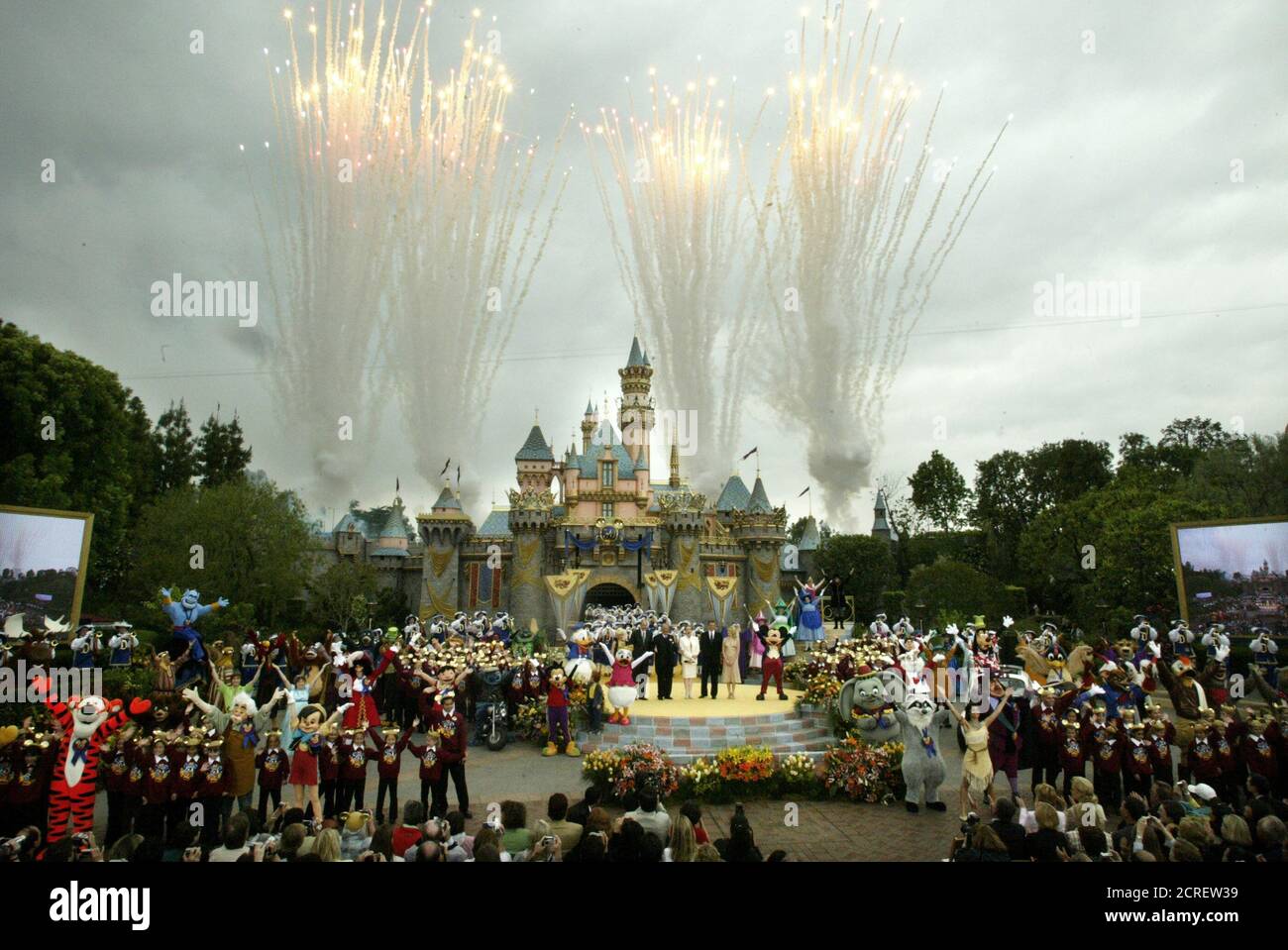 1955 disneyland hi-res stock photography and images - Alamy