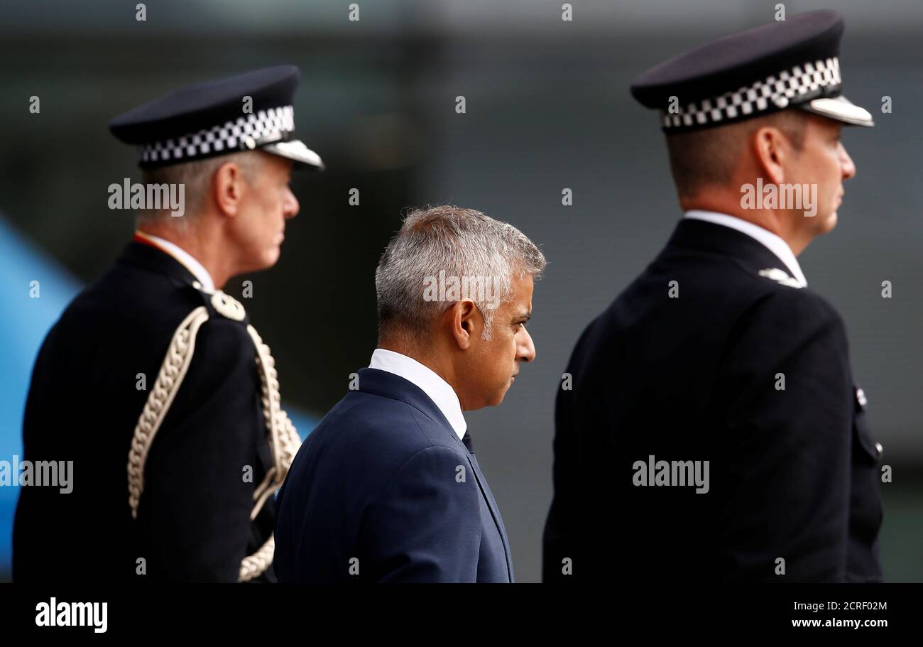 Police Passing Out Parade London High Resolution Stock Photography and ...