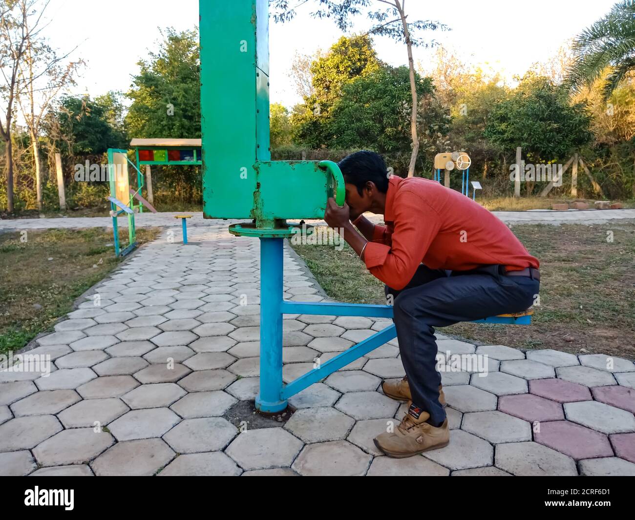 DISTRICT KATNI, INDIA - JANUARY 23, 2020: An indian science teacher ...
