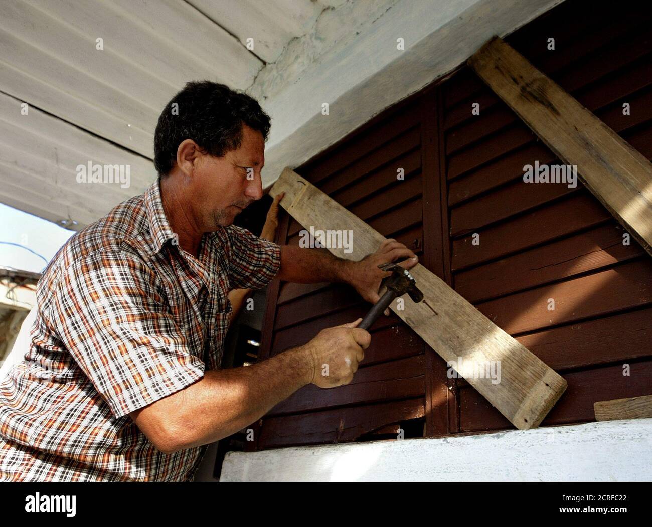 Hurricane ivan grand cayman hi-res stock photography and images - Alamy