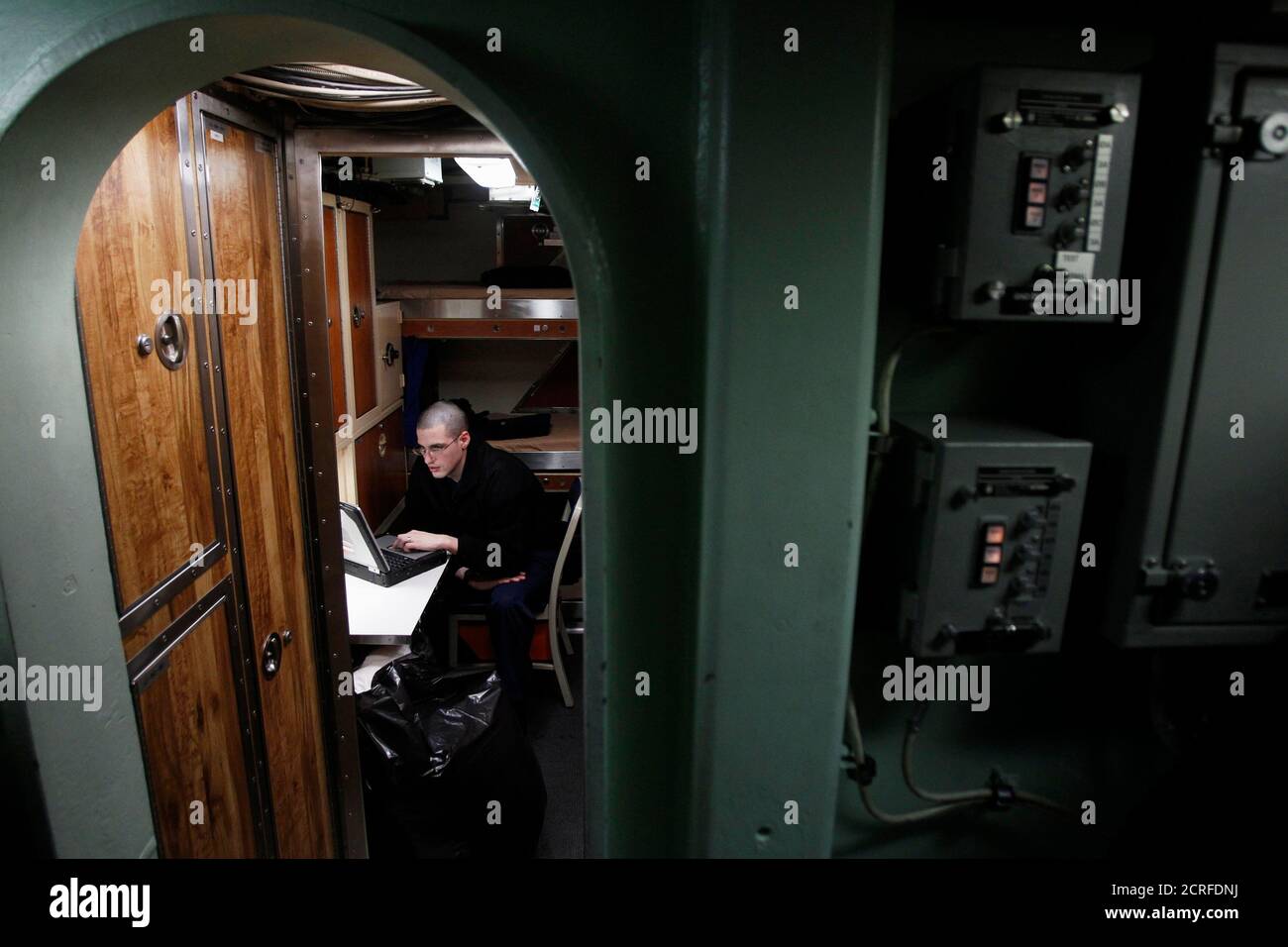 Submarine berth hi-res stock photography and images - Alamy