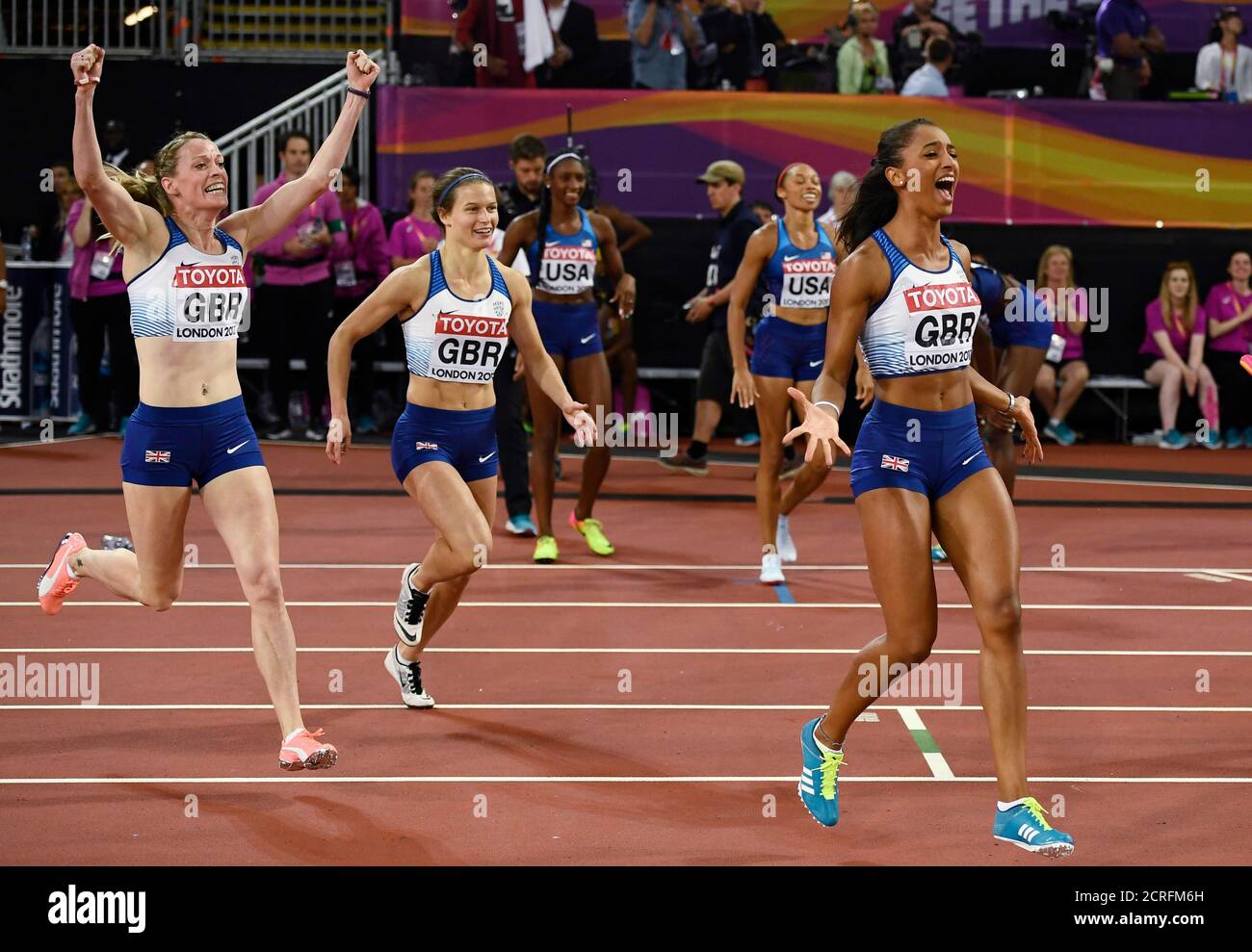 Team great britain celebrate winning silver hi-res stock photography ...