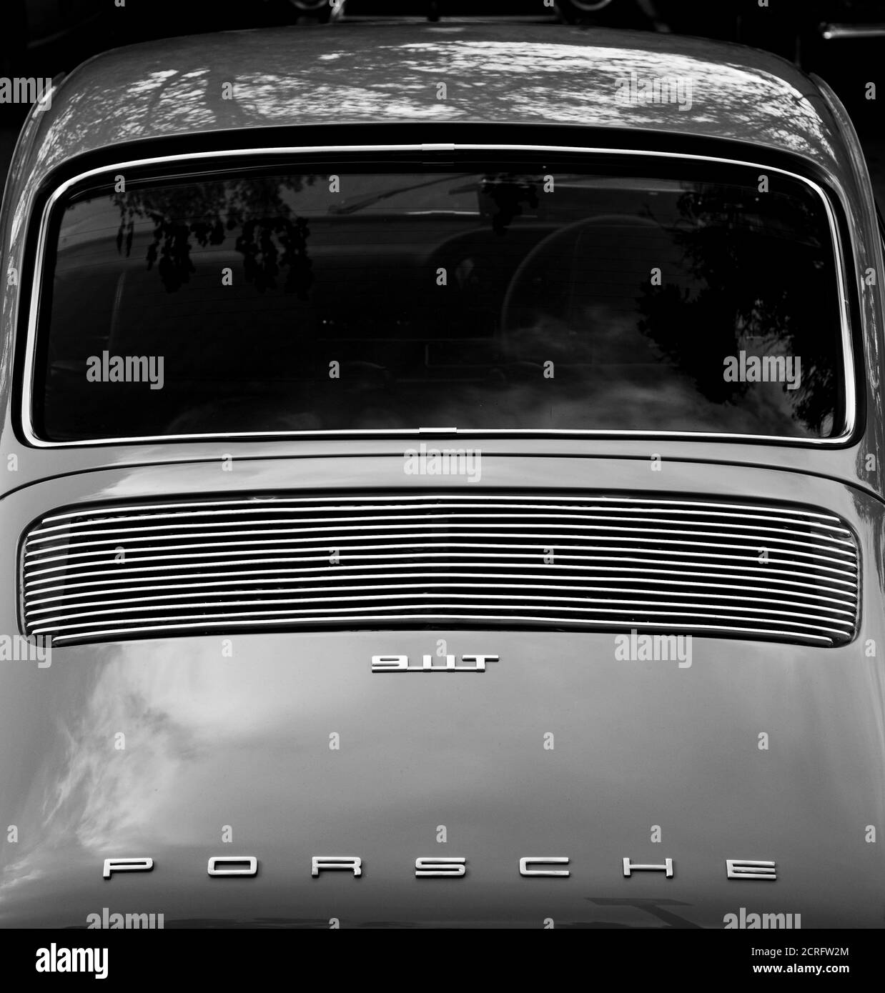 Black and white porsche hi-res stock photography and images - Alamy