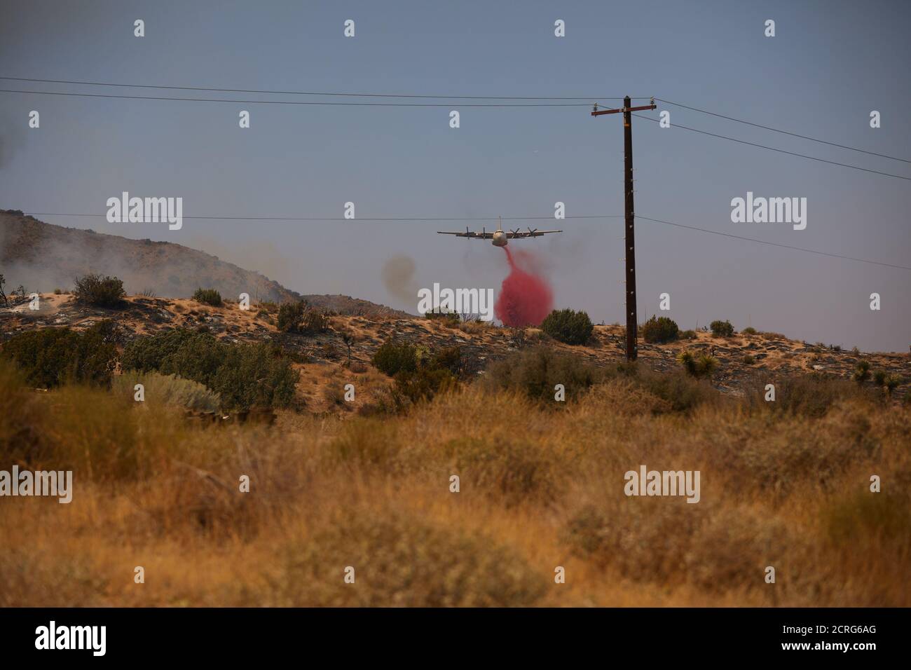 Juniper Hills, California, U.S.A. 19th Sep, 2020. An air tanker drops ...