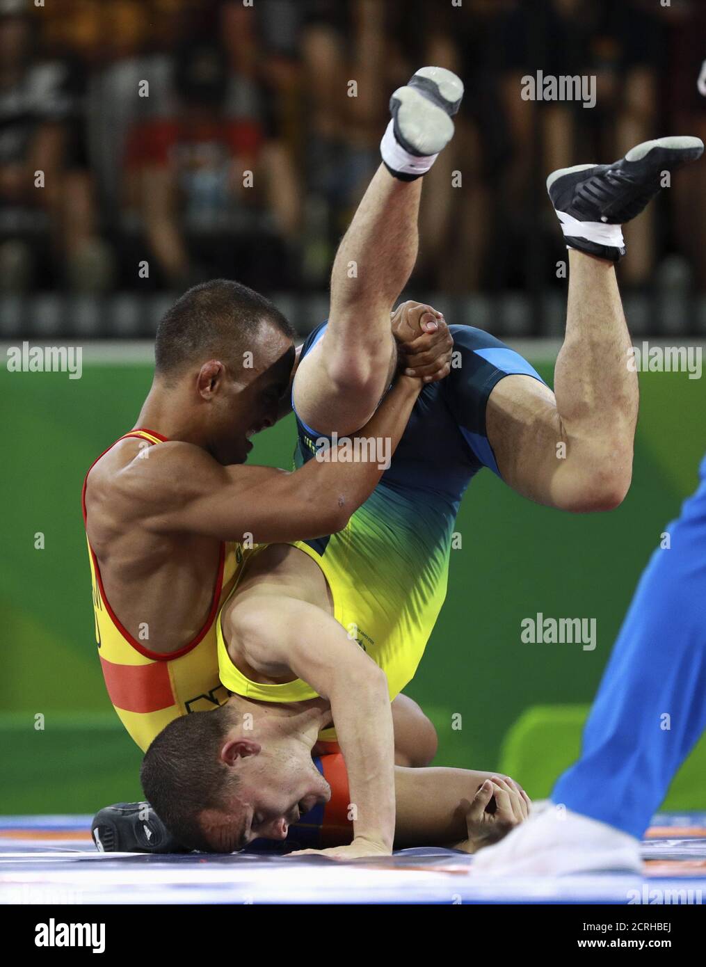 Wrestling 57 kg hi-res stock photography and images - Alamy