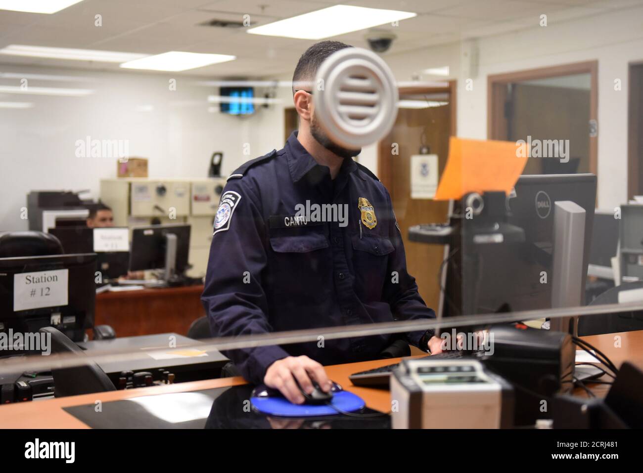 Administrative customs hi-res stock photography and images - Alamy