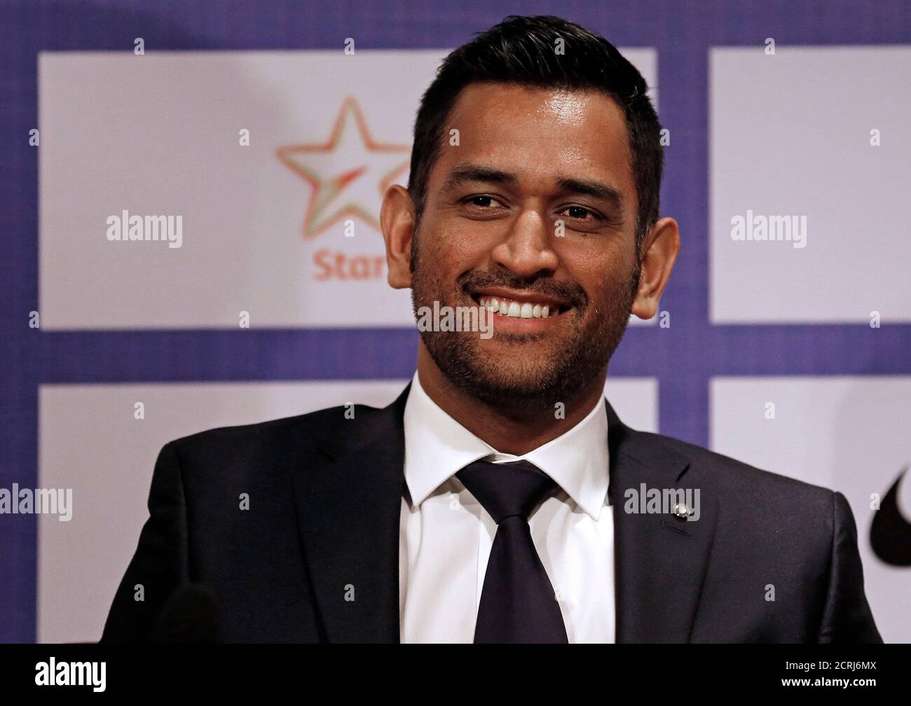 Cricket press conference hi-res stock photography and images - Alamy
