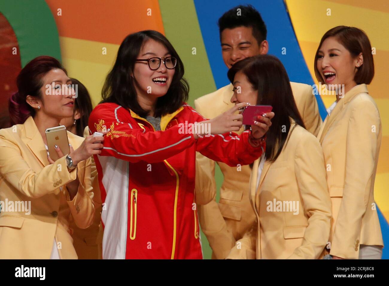 Chinese presenters hi-res stock photography and images - Alamy