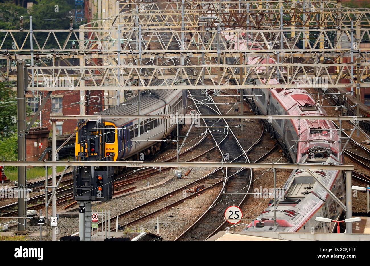Stockport Railway Station High Resolution Stock Photography and Images ...