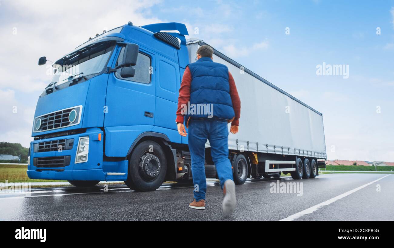 Long distance driver truck hi-res stock photography and images - Alamy