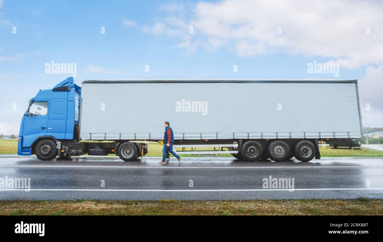Male tractor driver gets hi-res stock photography and images - Alamy
